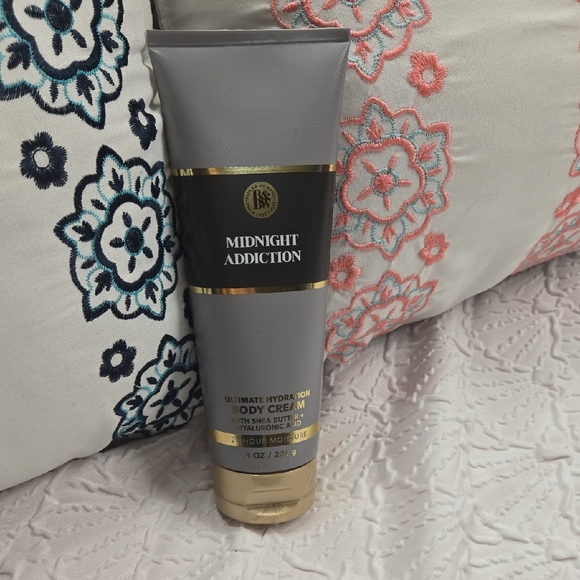 Bath & Body Works | Bath & Body | Bath Body Works Midnight Addiction ...